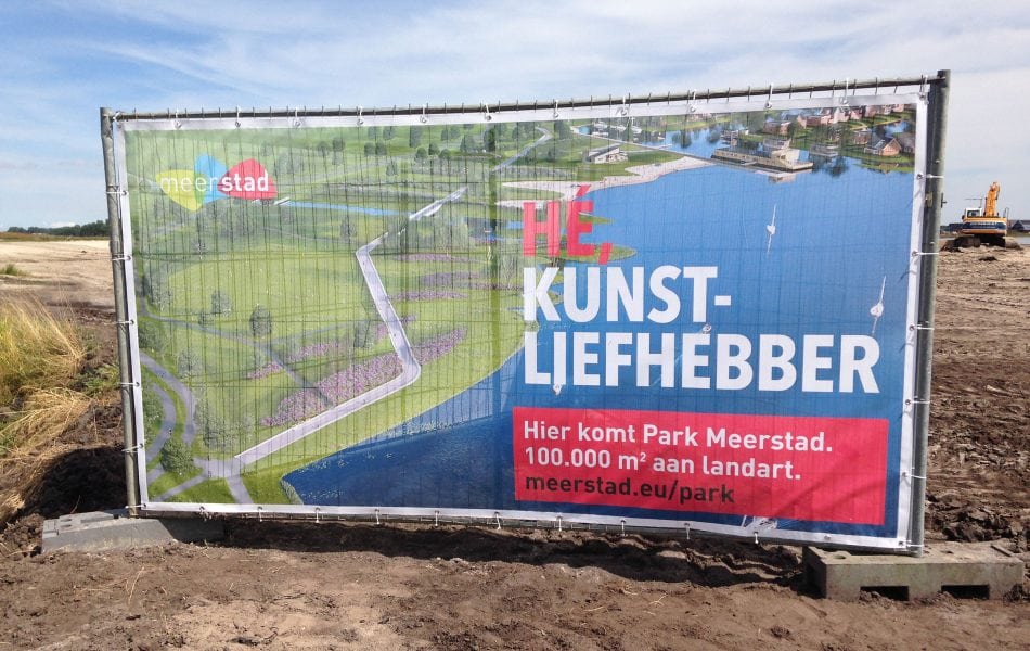 Eigen reclame op hekken: hoe werkt het?