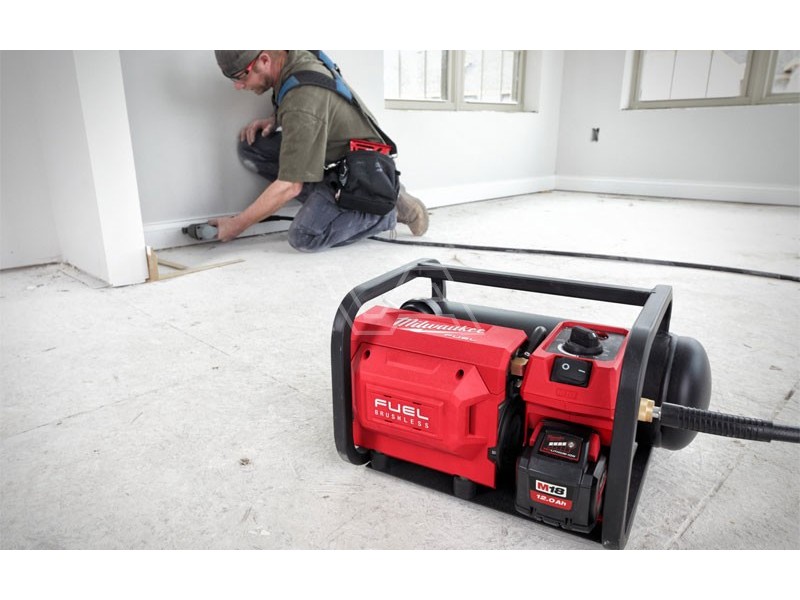 Compressor Milwaukee M18 FAC-0 online kopen | AIC Visser