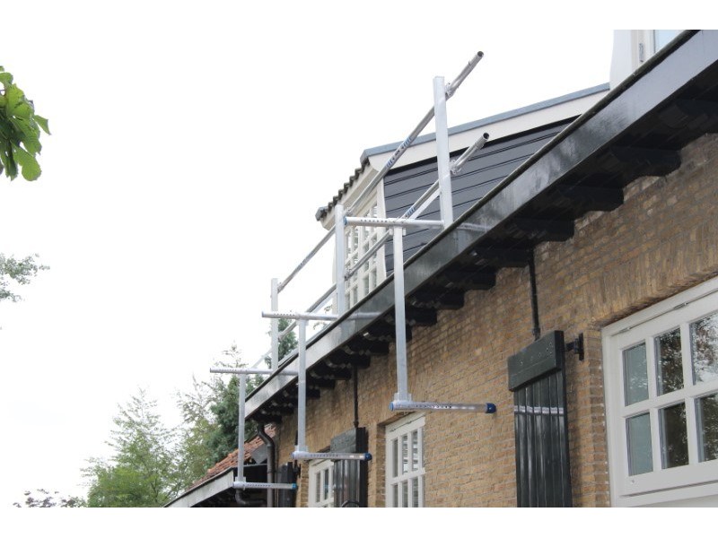 Set dakrandbeveiliging schuin dak 3 - 30 m kopen | AIC Visser