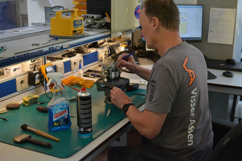 Reparatie bouwlasers | Visser Assen