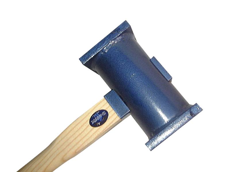 Stalen sleg voorzien van houten steel | Visser Assen